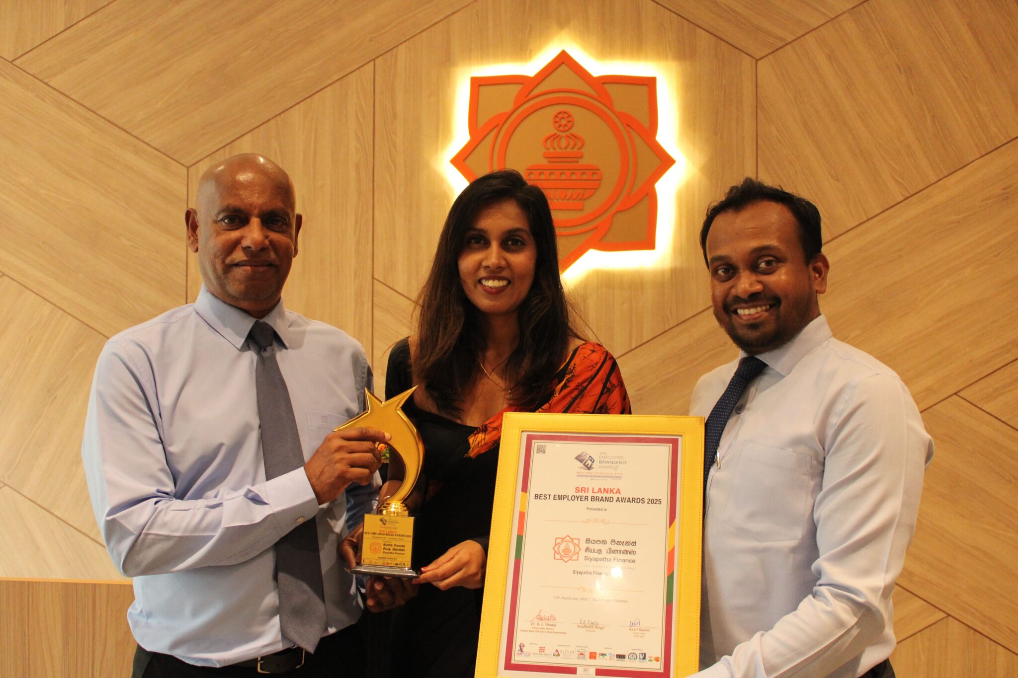 Siyapatha Finance PLC Shines Once Again – Crowned ‘Best Employer Brand ...
